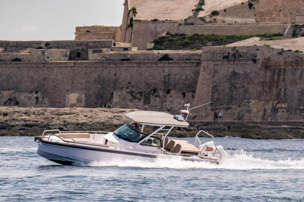 Axopar 28 T-Top Archives - Yachthub Group